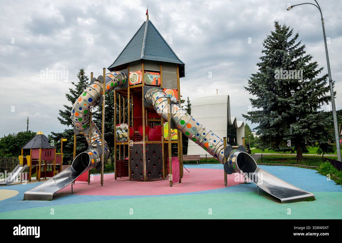 Colorful Outdoor Playground Tower With Twin Tunnel Slides For Kids in ...