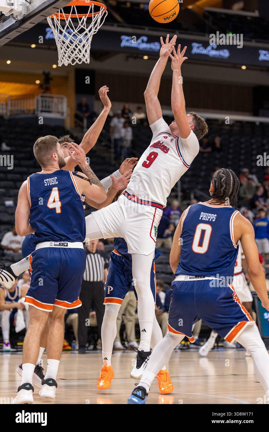 PALM DESERT, CA - NOVEMBER 26: Fresno State Bulldogs center Gasper ...