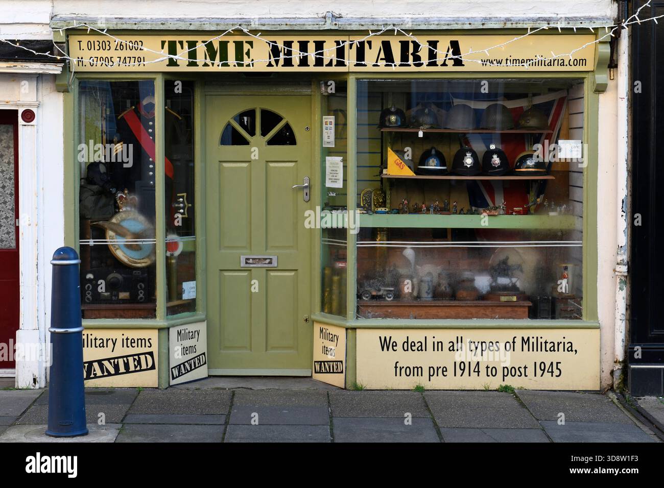 Ww1 military uniforms hi-res stock photography and images - Alamy