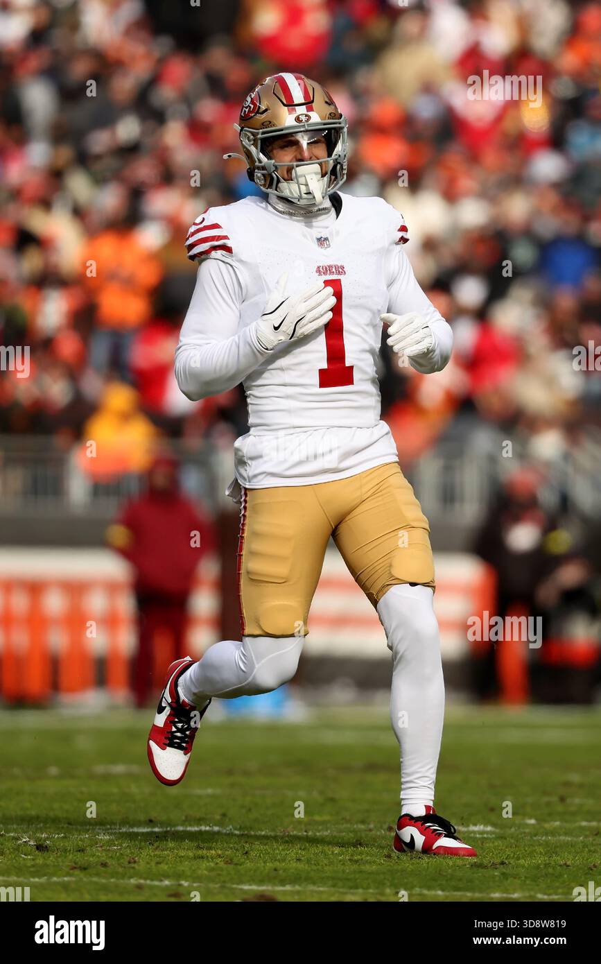San Francisco 49ers wide receiver Ricky Pearsall (1) lines up for a ...
