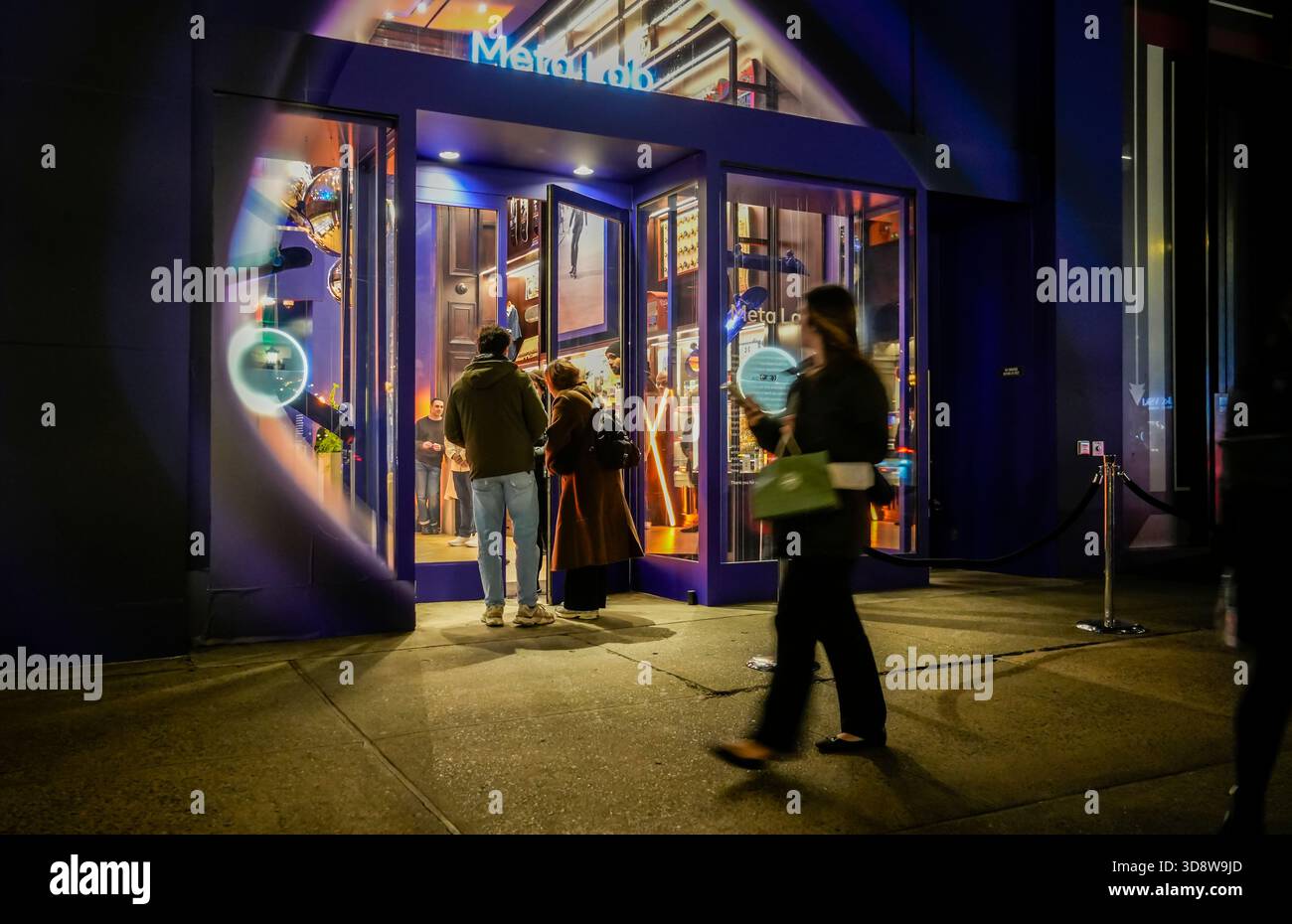 Meta lab hi-res stock photography and images - Alamy