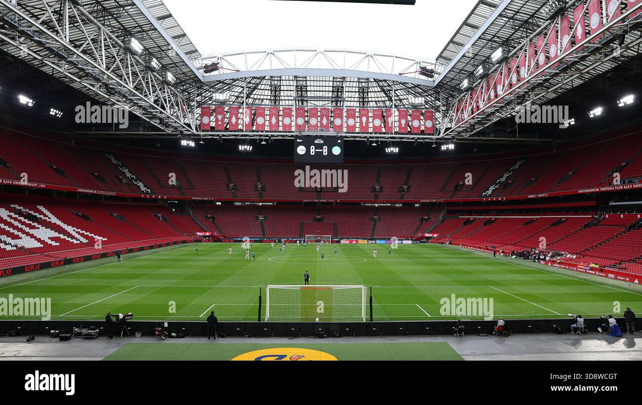 Amsterdam, Netherlands. 02nd Dec, 2025. AMSTERDAM, 02-12-2025 ...