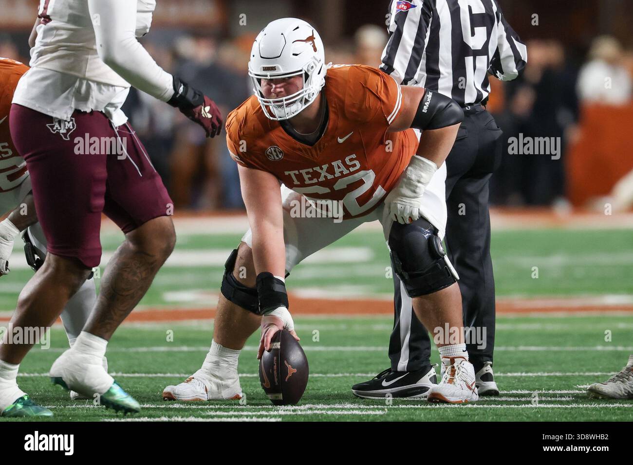 AUSTIN, TX - NOVEMBER 28: Offensive lineman Connor Robertson #62 of the ...