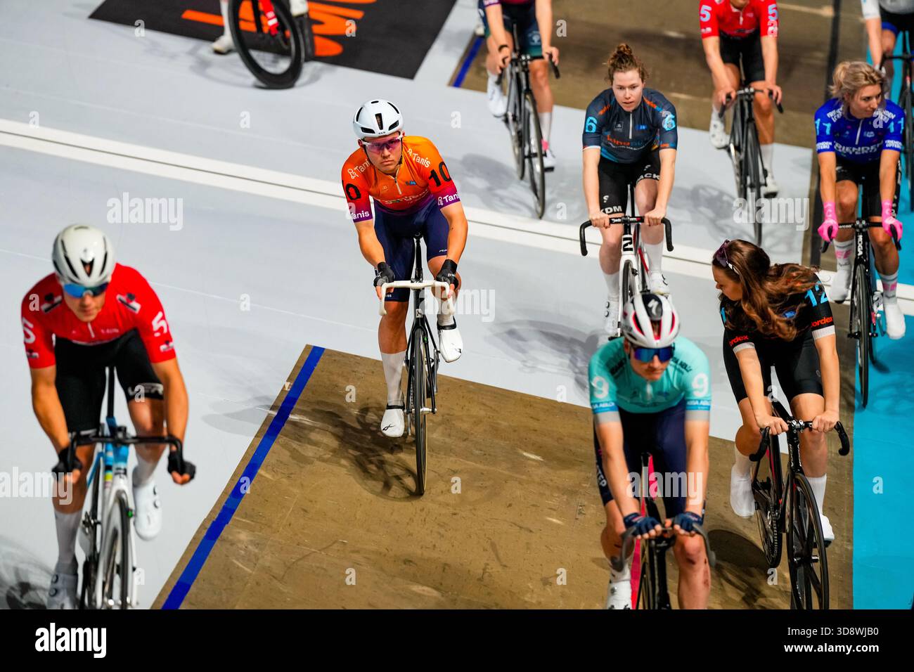 Rotterdam - Cyclists during the WielerZesdaagse Rotterdam at Ahoy ...