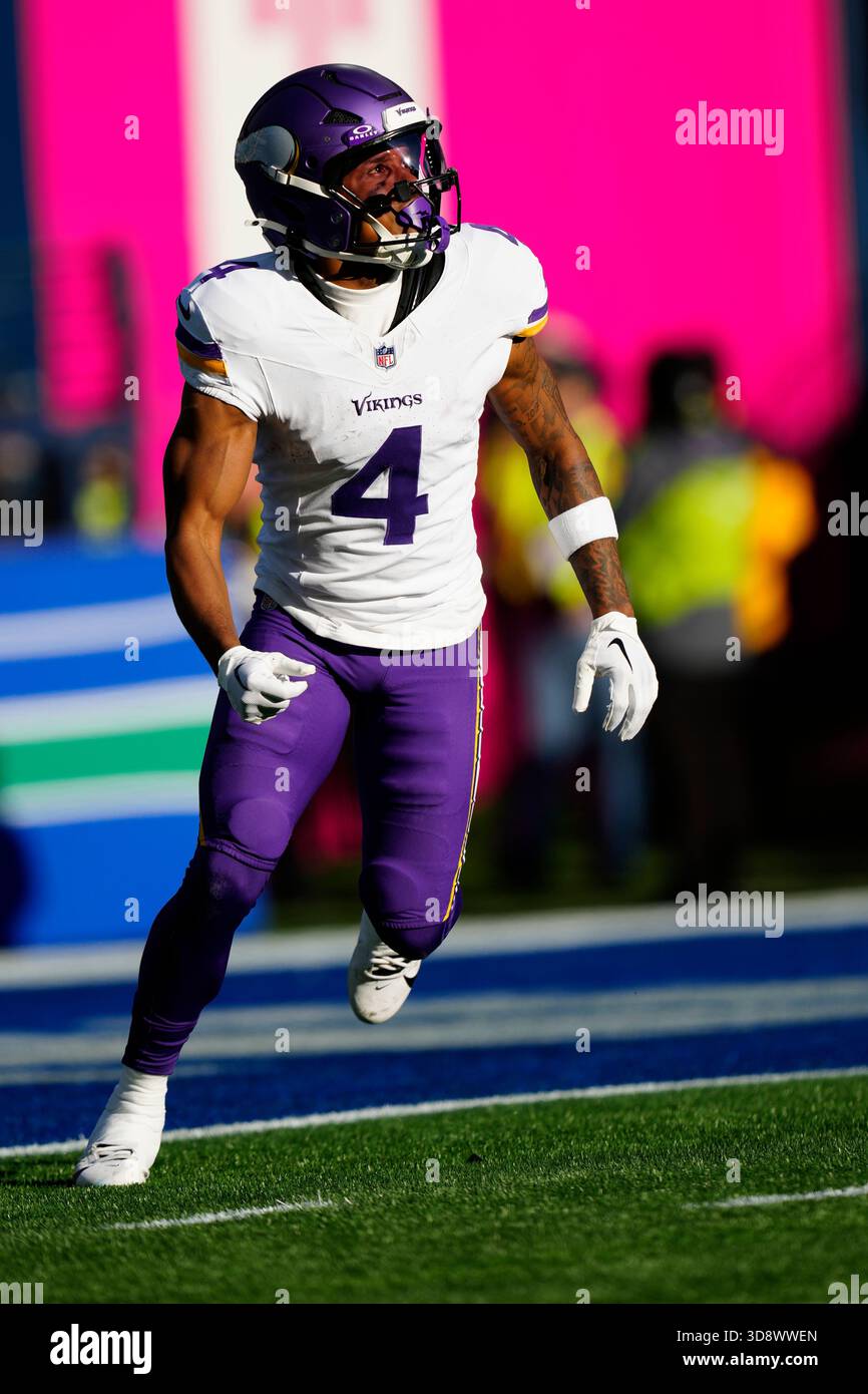 Minnesota Vikings wide receiver Myles Price (4) waits for the kickoff ...