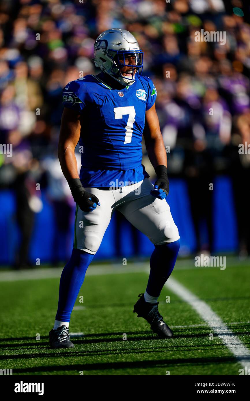 Seattle Seahawks linebacker Uchenna Nwosu (7) looks on during an NFL ...