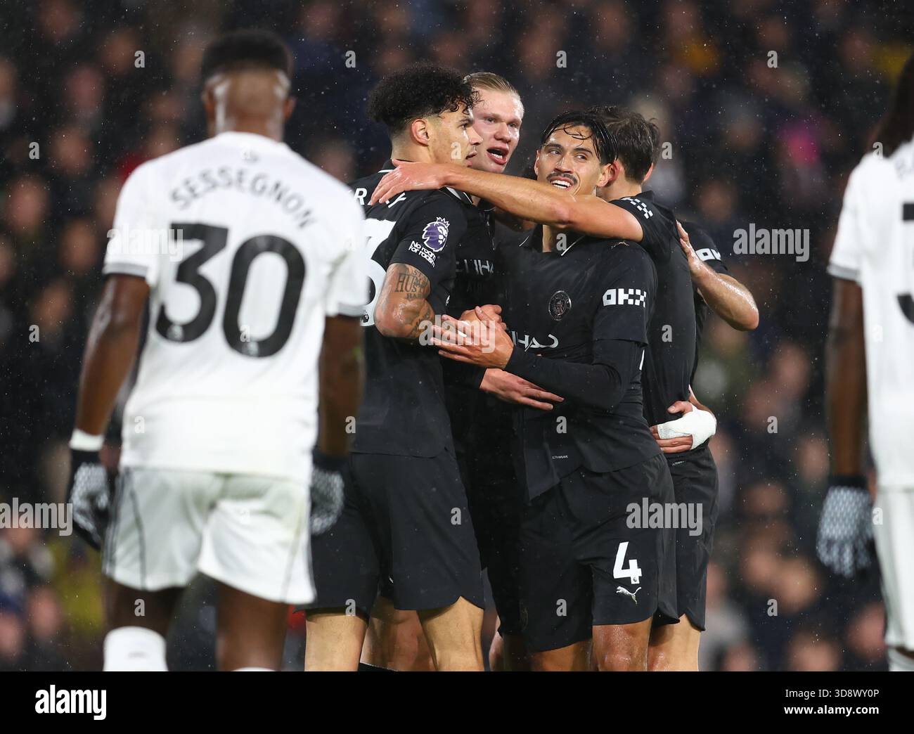 Erling haaland fulham goal hi-res stock photography and images - Alamy