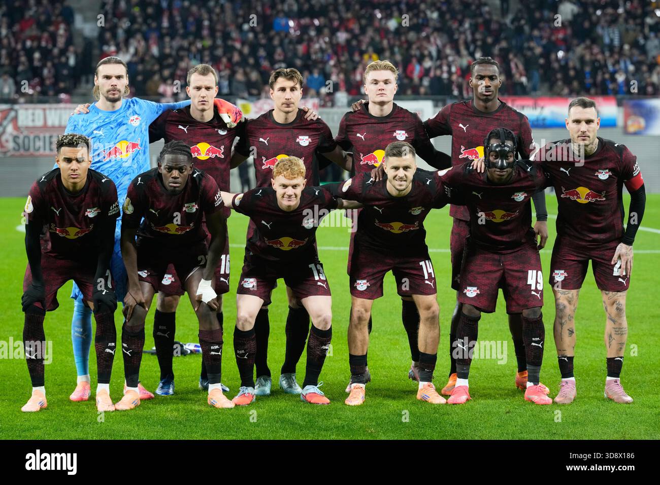 Leipzig's players line up for the German soccer cup round of sixteen ...