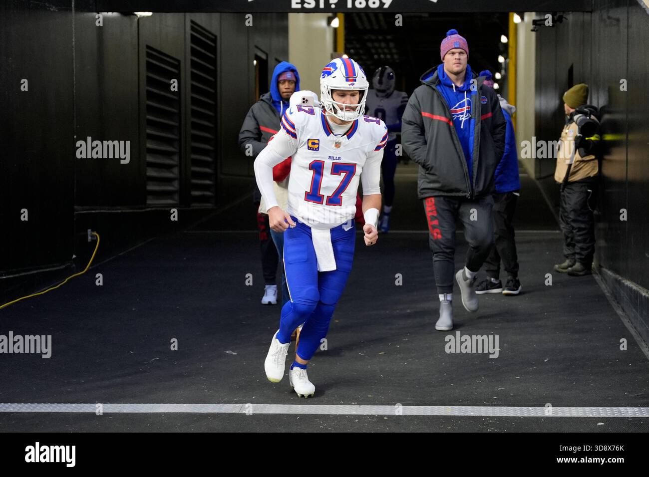 Josh allen 2025 bills hi-res stock photography and images - Alamy
