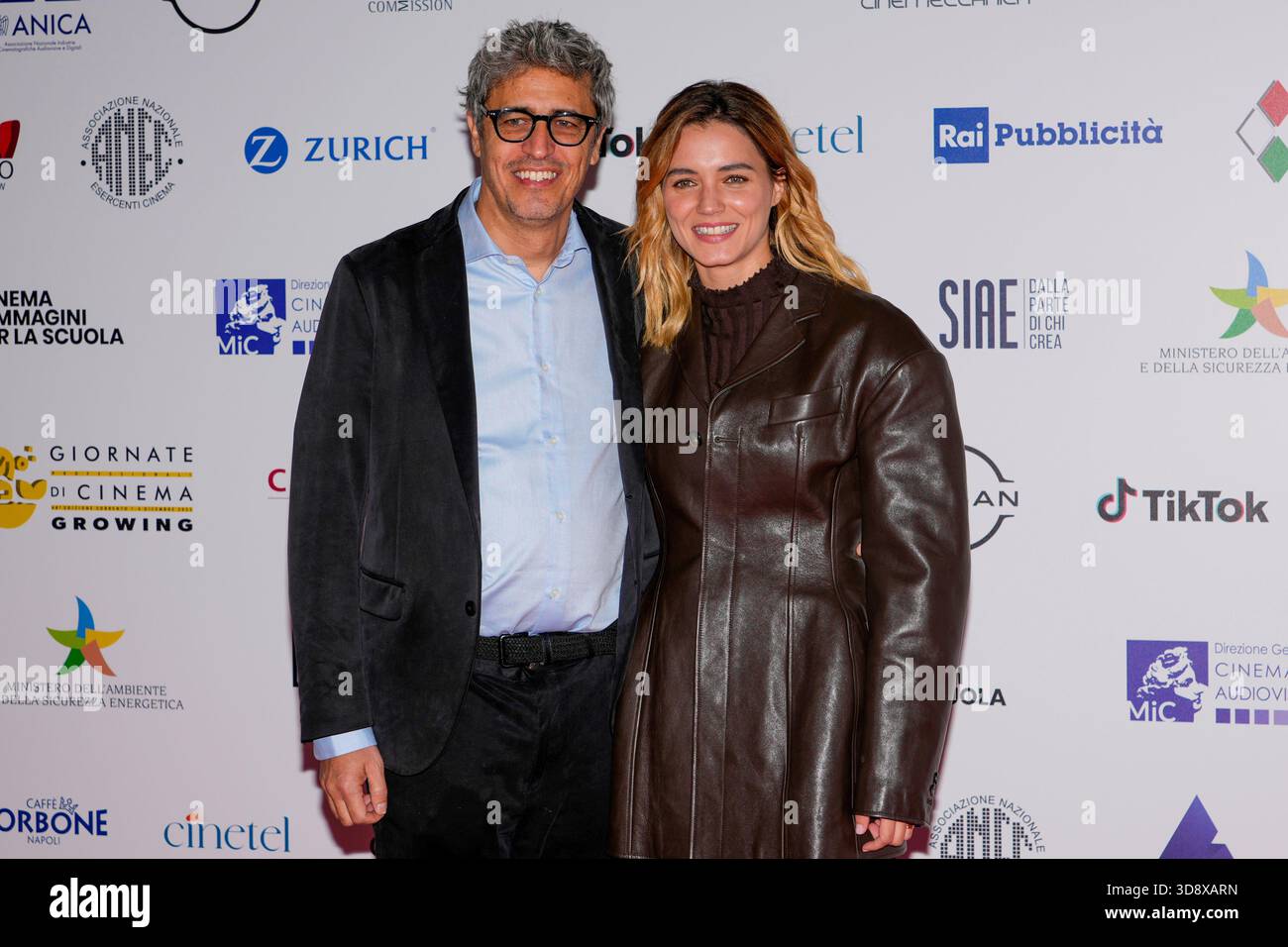 Pif, pseudonimo di Pierfrancesco Diliberto and Giusy Buscemi attends a ...