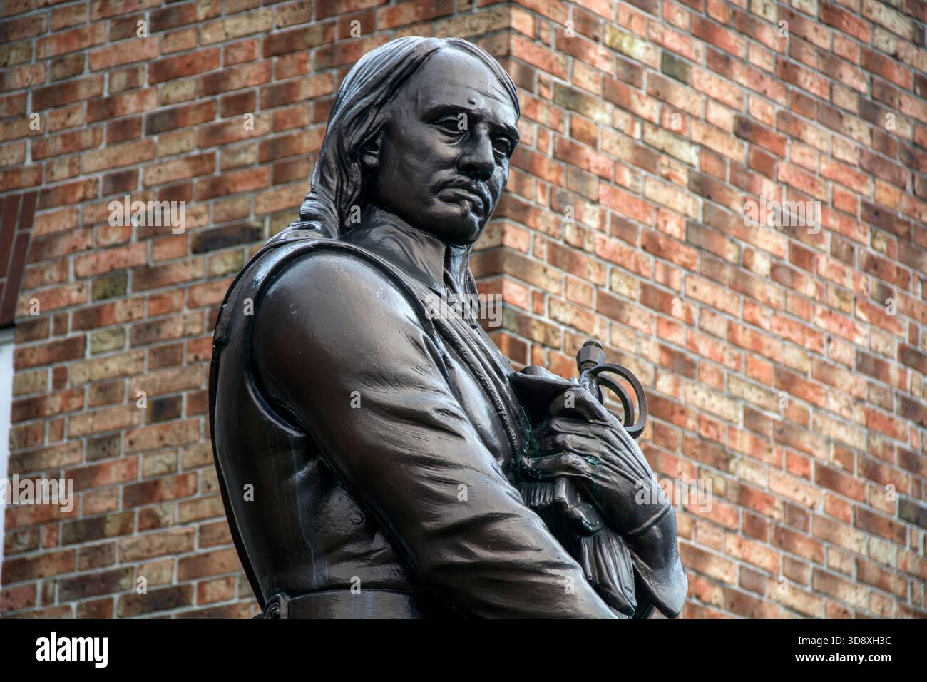 Statue of Oliver Cromwell, Warrington 1899 (closeup view), to mark the ...