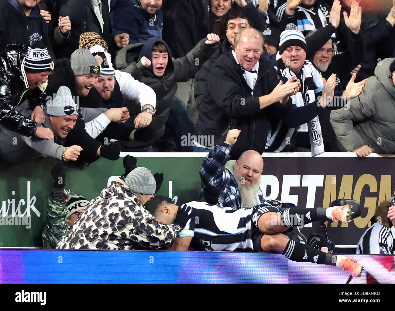 Newcastle United's Bruno Guimaraes celebrates scoring their side's ...
