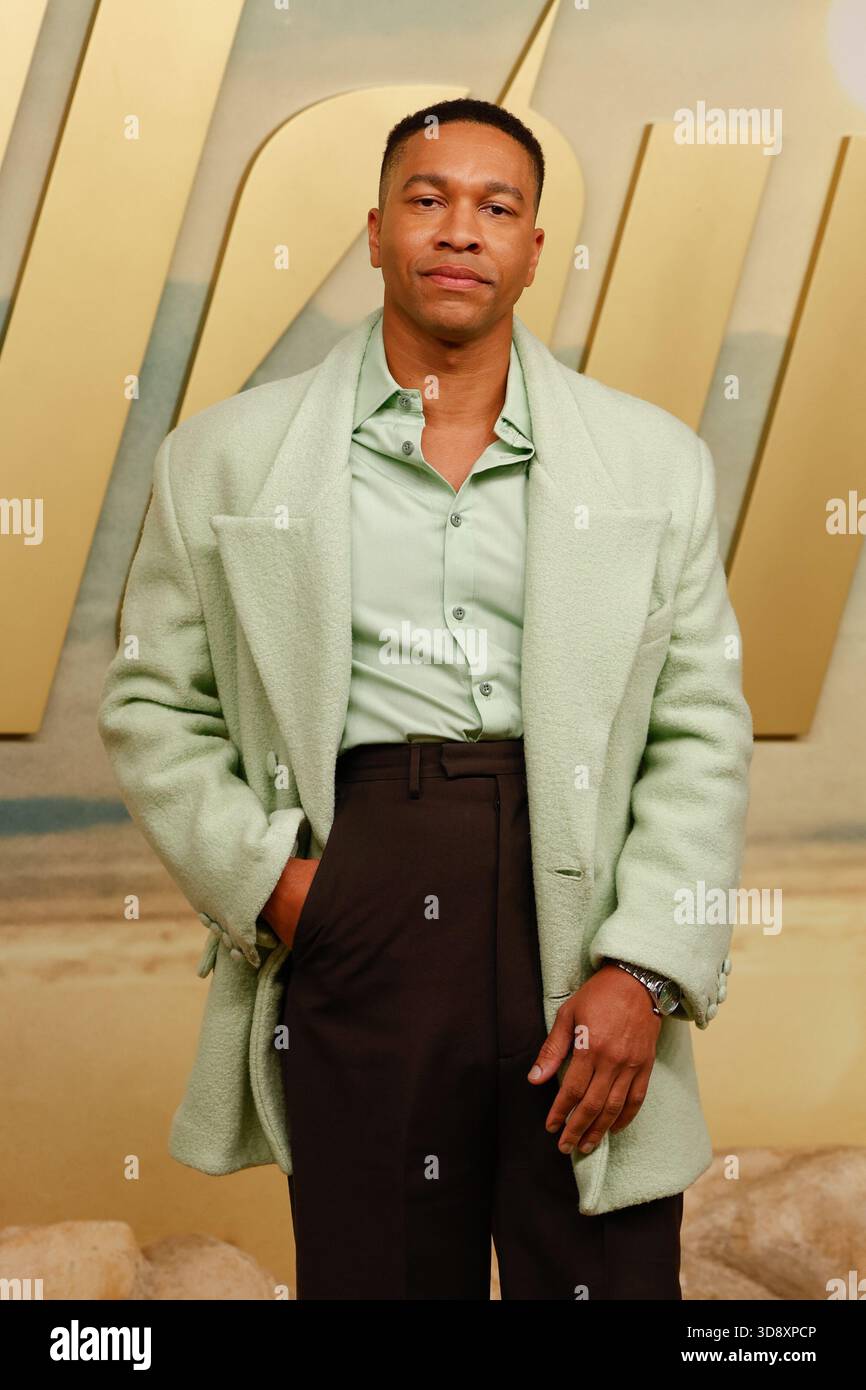 Aaron Moten poses for photographers upon arrival at the season two ...