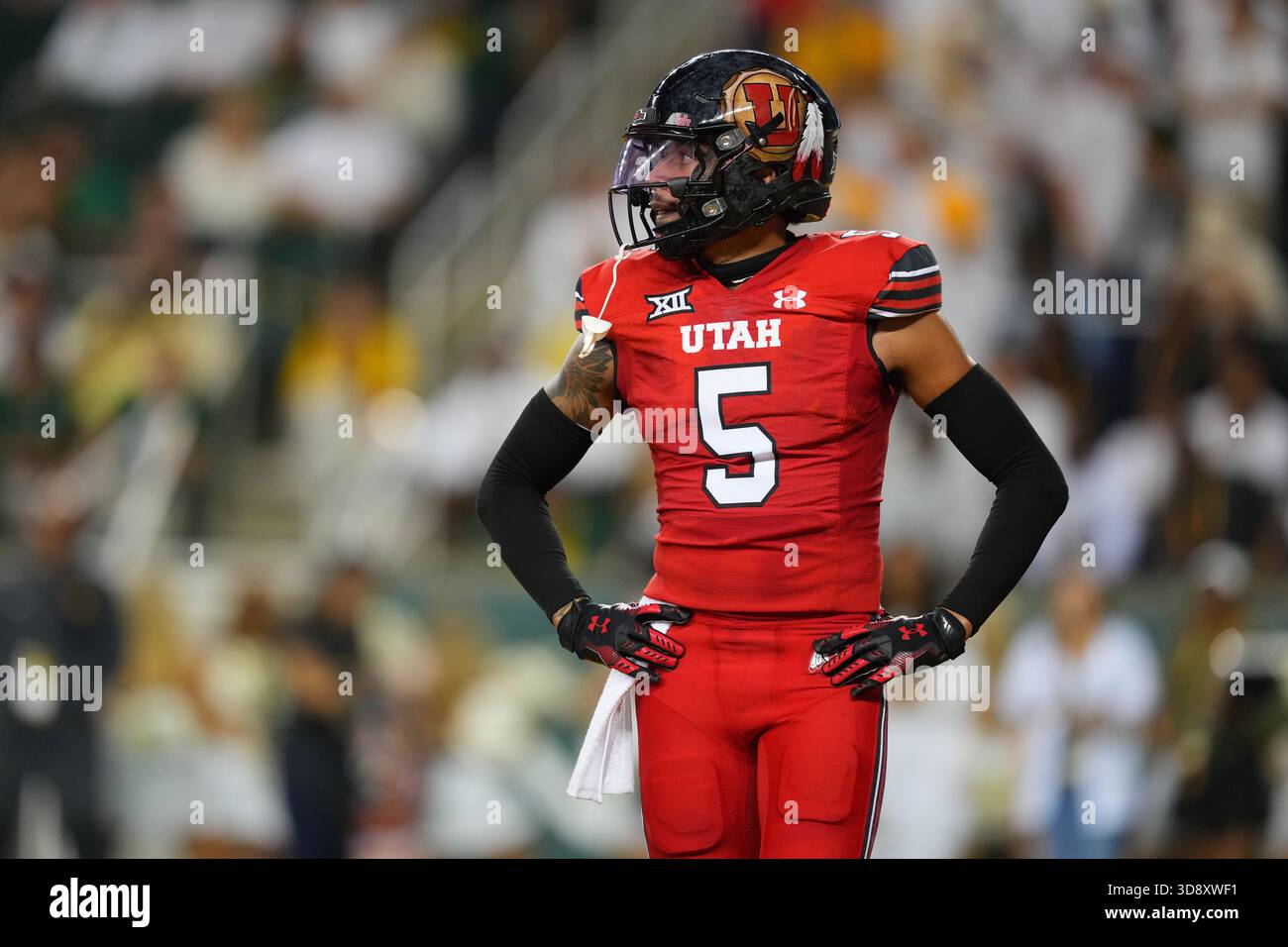Utah tight end Otto Tia looks on during the first half of an NCAA ...