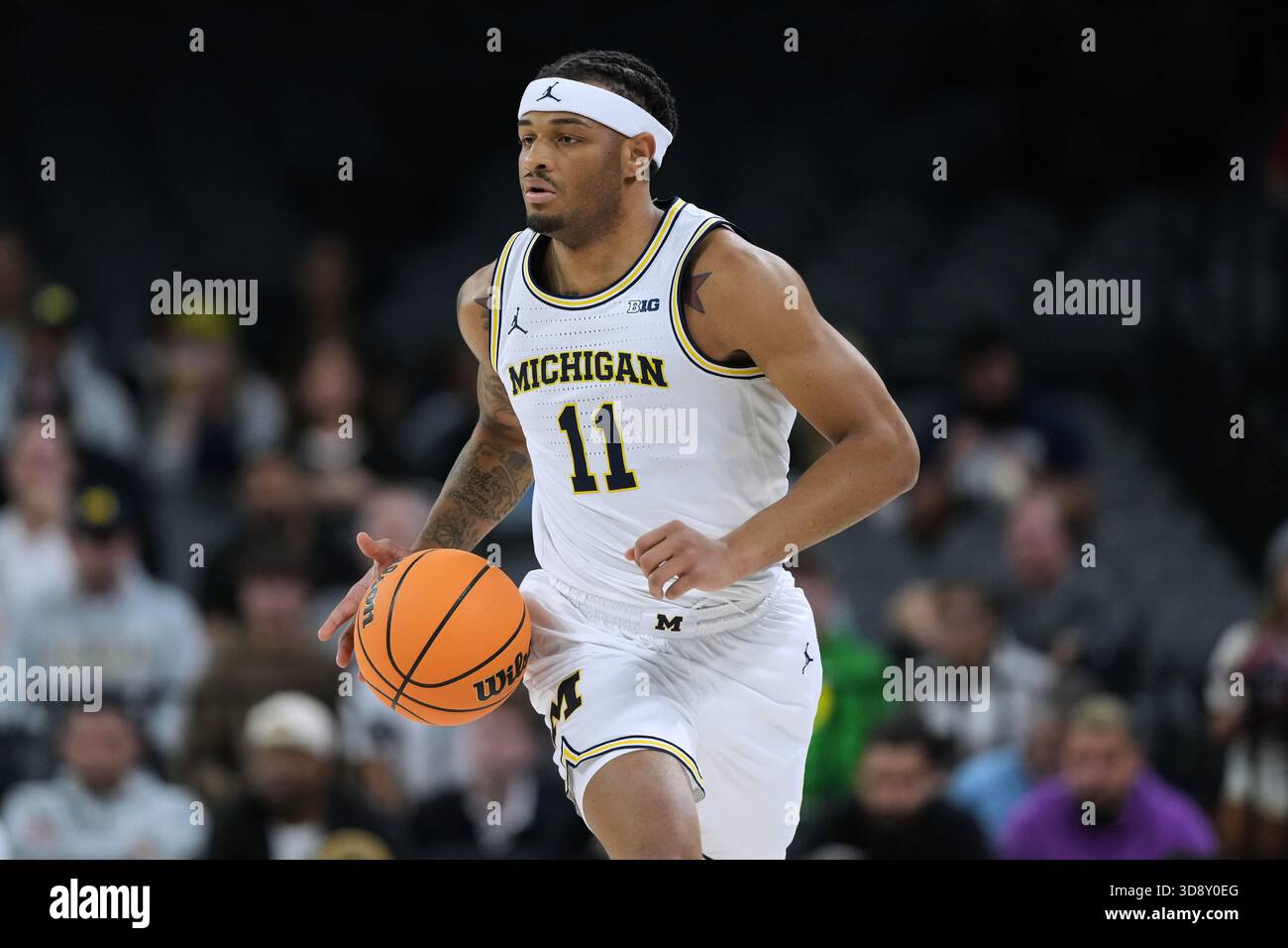 Michigan guard Roddy Gayle Jr. (11) during the first half of an NCAA ...