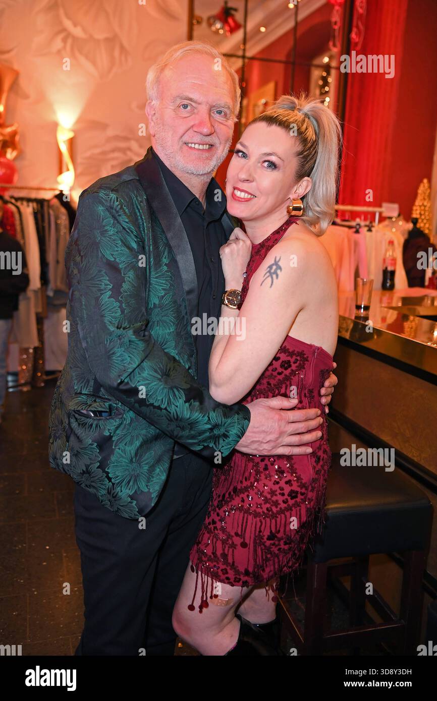 Janina Korn mit Freund Roland Heitz - KATYS X-MAS WONDERLAND by Kate ...