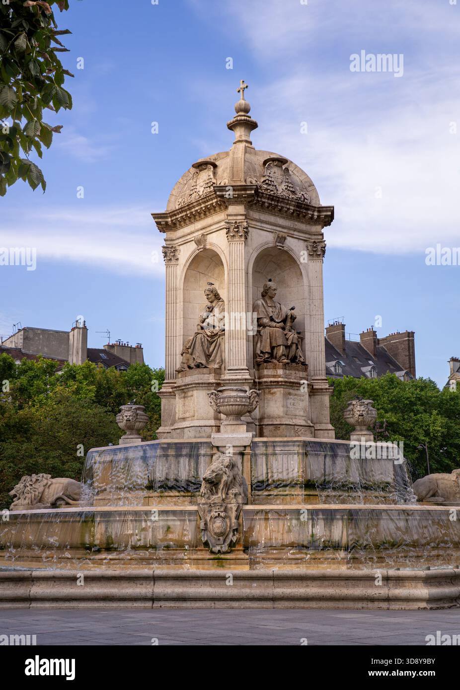 Fountain of the four points of compass hi-res stock photography and ...