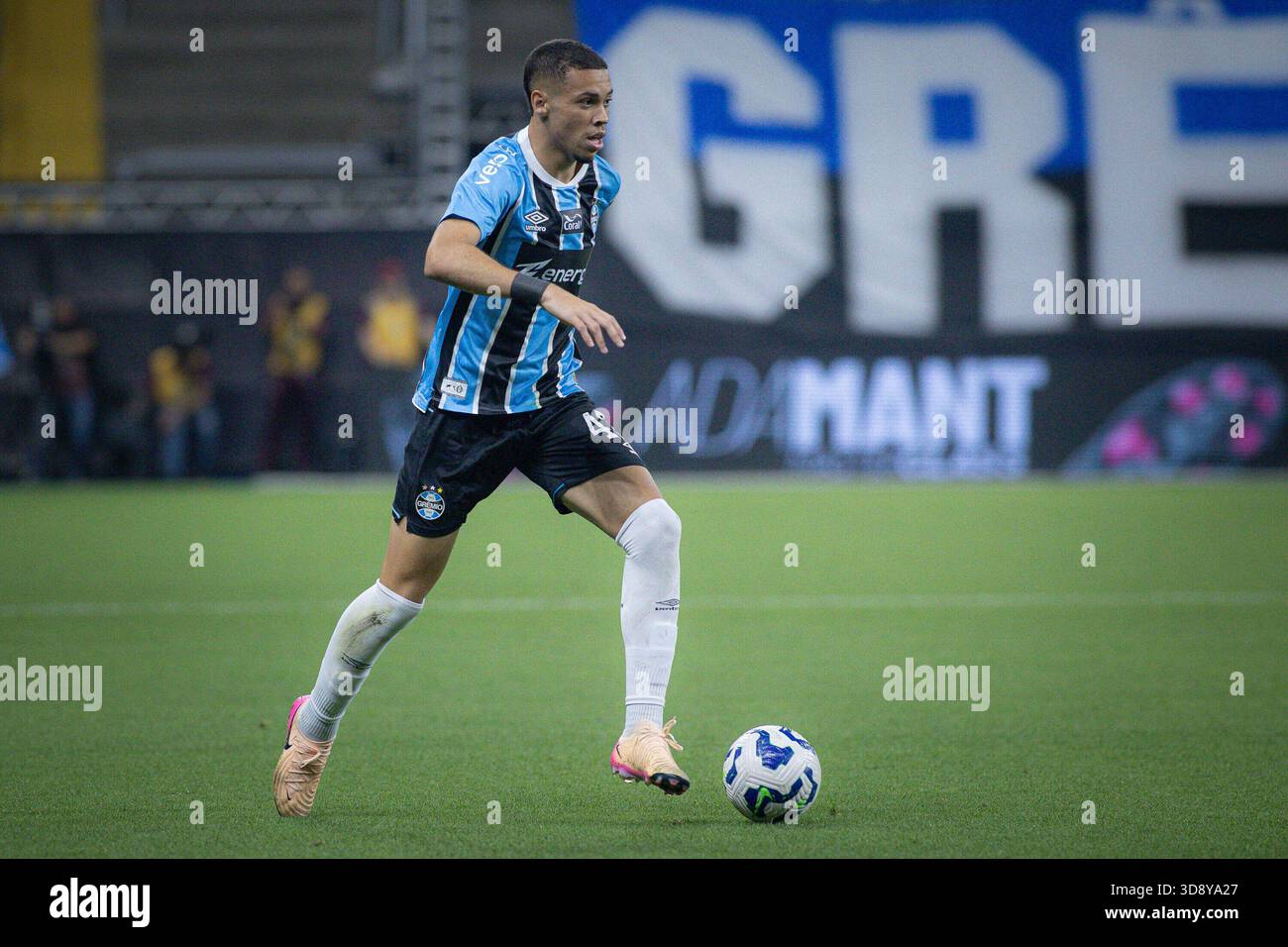 RS - PORTO ALEGRE - 02/12/2025 - BRAZILIAN CHAMPIONSHIP A 2025, GREMIO ...