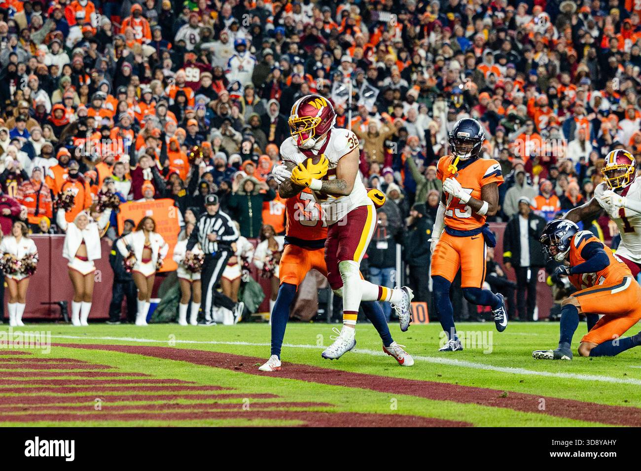 Landover, MD. USA; Washington Commanders running back Chris Rodriguez ...