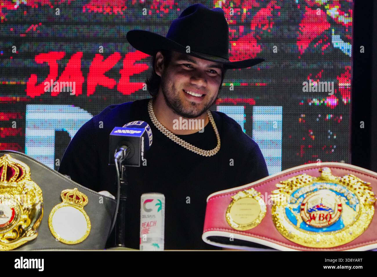 Gilberto Ramirez aka Zurdo Ramirez during a boxing news conference at ...