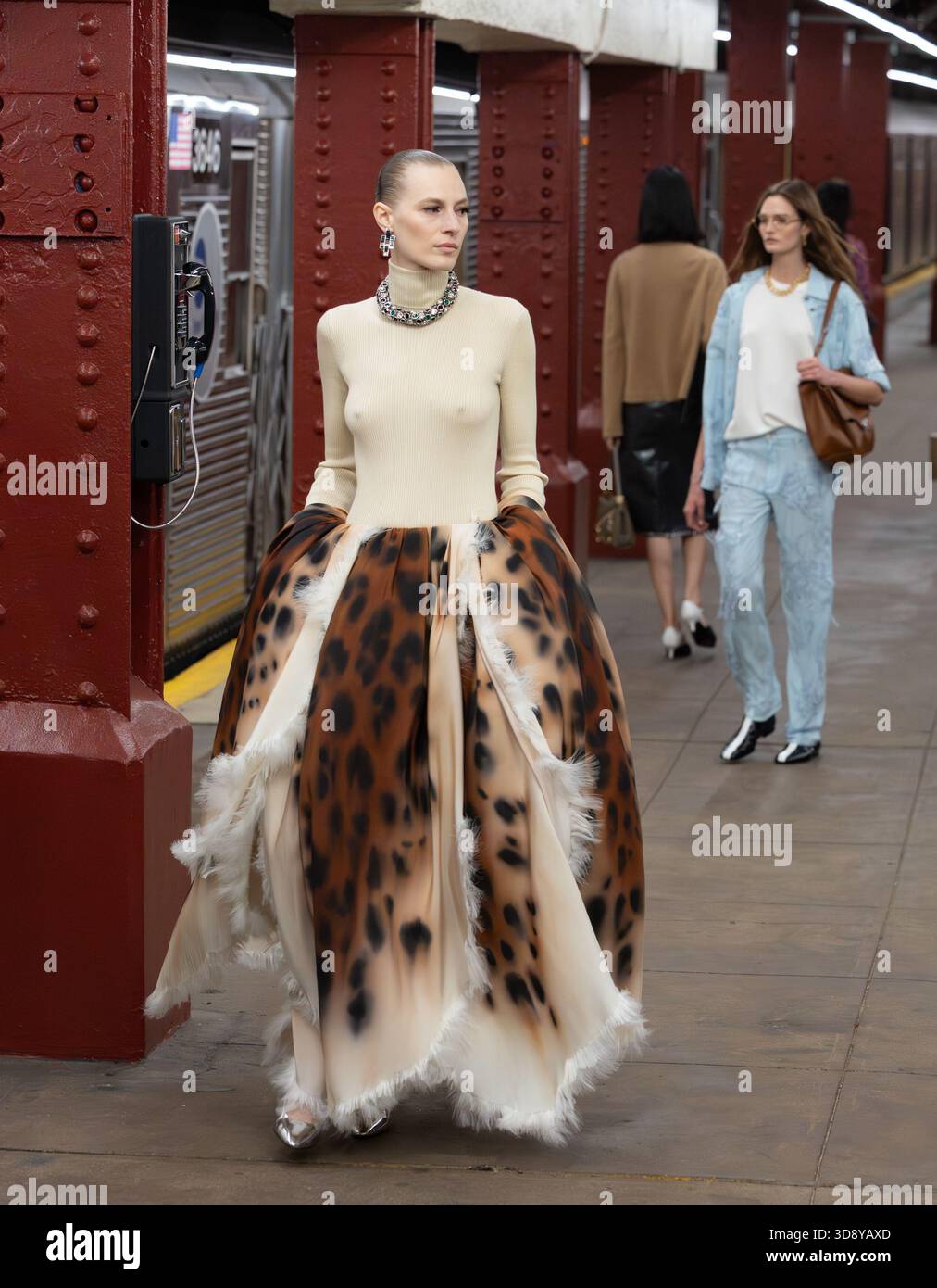 A model walks the runway during the CHANEL 2025/26 Métiers d'art ...