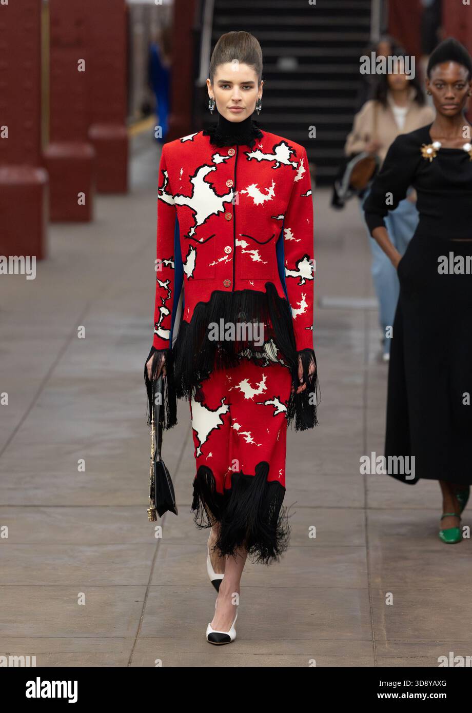 A model walks the runway during the CHANEL 2025/26 Métiers d'art ...