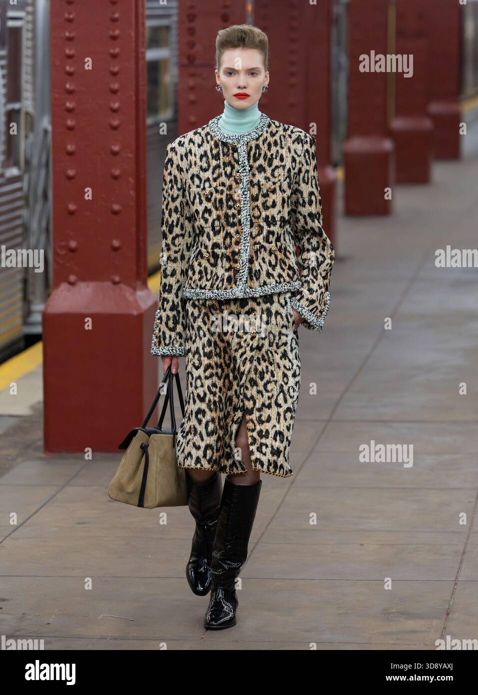 A model walks the runway during the CHANEL 2025/26 Métiers d'art ...