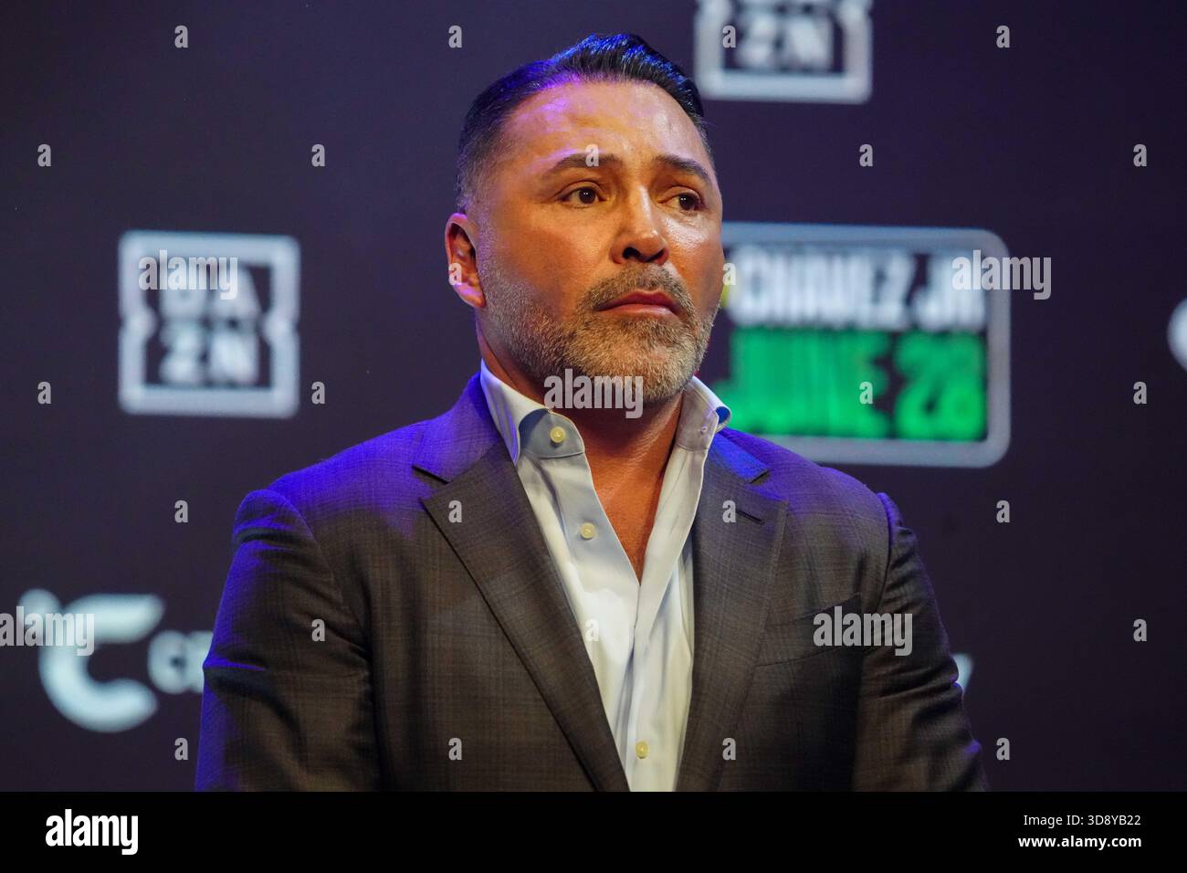 Oscar De La Hoya, of Golden Boy Promotions during a boxing news ...