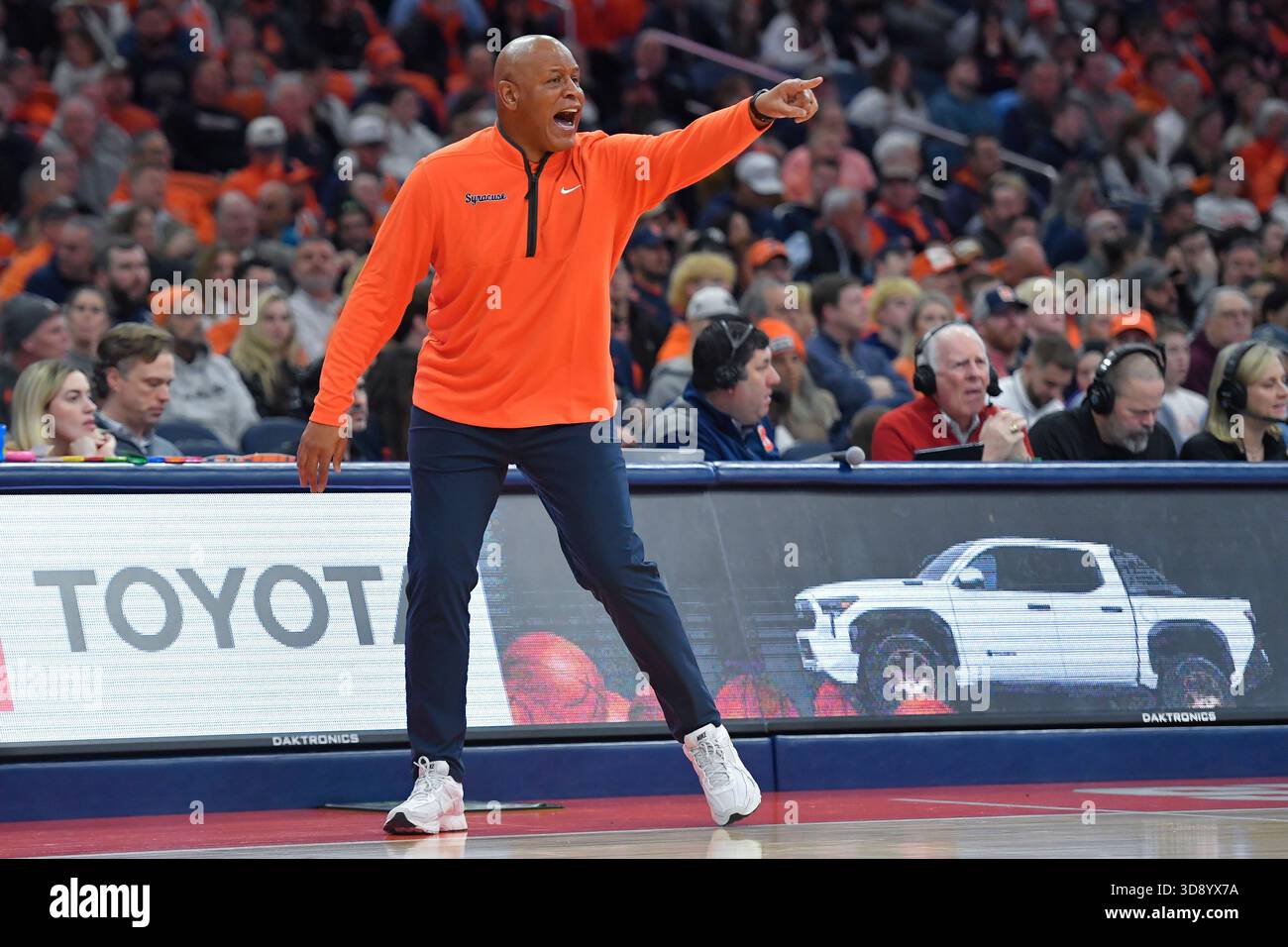Syracuse head coach Adrian Autry directs his players during the first ...