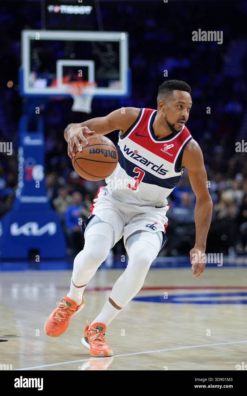 Washington Wizards' CJ McCollum plays during an NBA basketball game ...