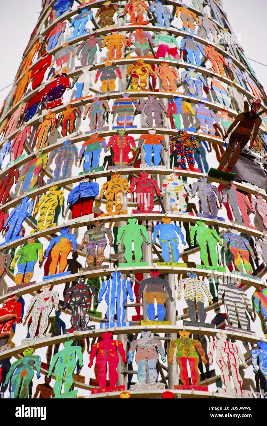 Standing human figures hi-res stock photography and images - Alamy