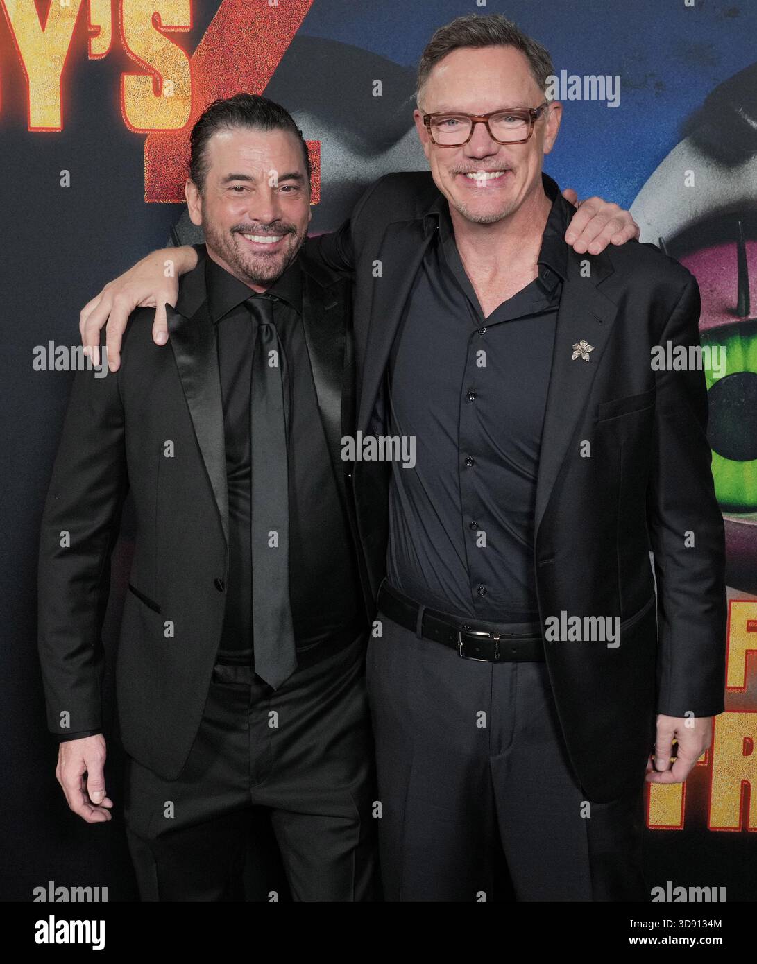 (L-R) Skeet Ulrich and Matthew Lillard at the Universal Pictures' FIVE ...