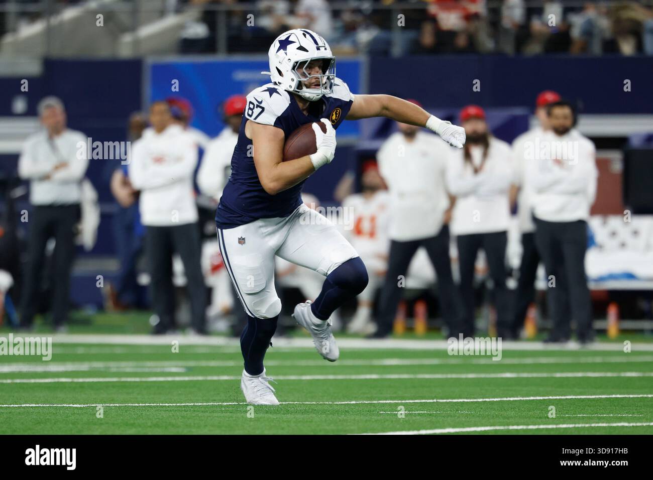 Dallas Cowboys tight end Jake Ferguson (87) carries the ball after a ...