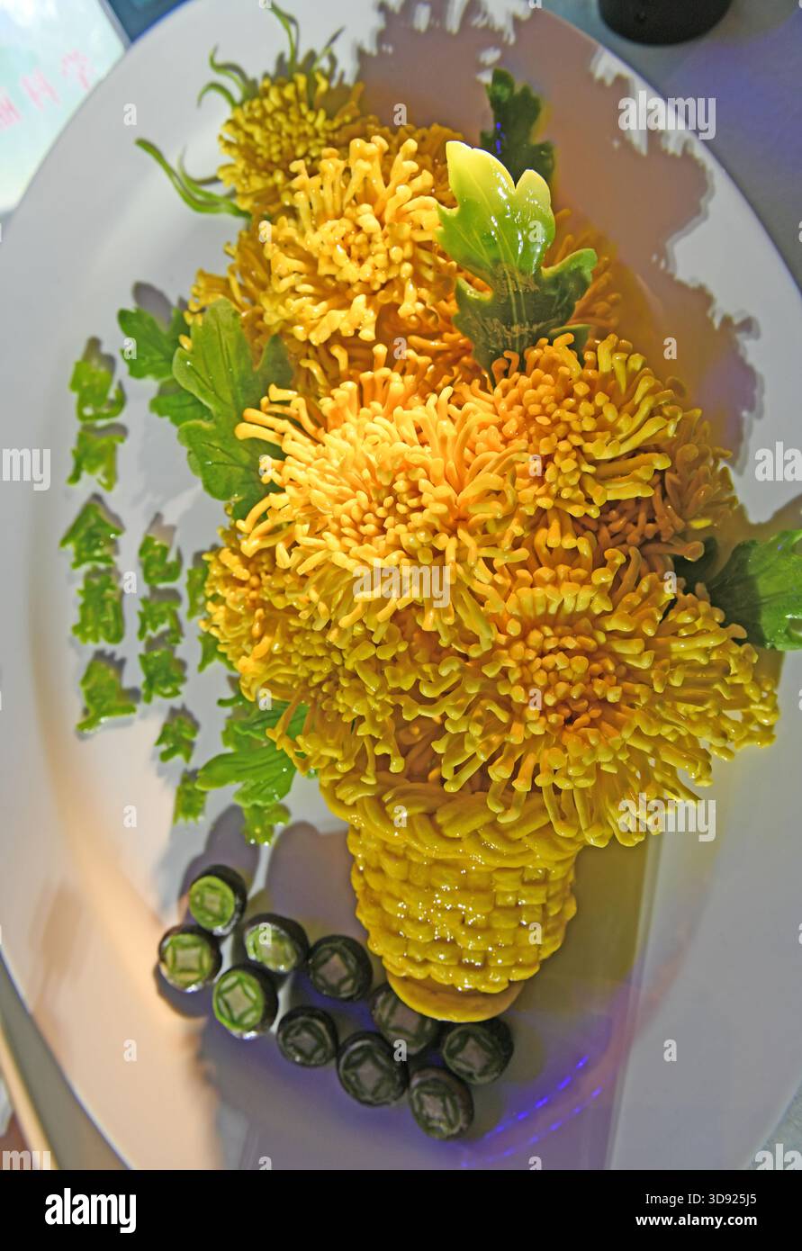 A gourmet competition is held in Huainan City, east China's Anhui ...