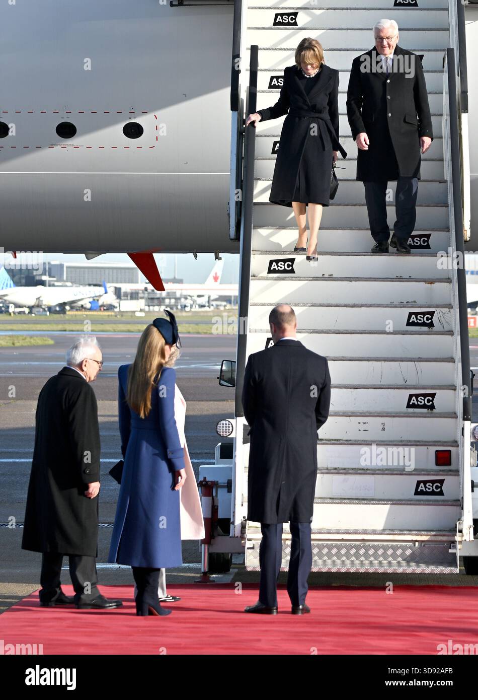 Germany's President Frank-Walter Steinmeier and his wife Elke ...