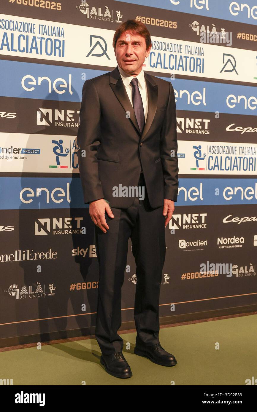 Antonio Conte Head Coach of SSC Napoli seen during the Grand Gala of ...