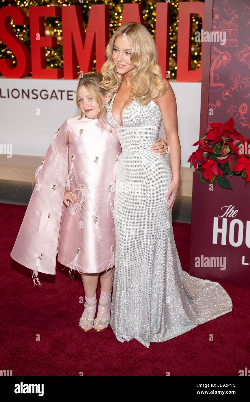 Photo by: NDZ/STAR MAX/IPx 2025 12/2/25 Indiana Elle and Sydney Sweeney ...