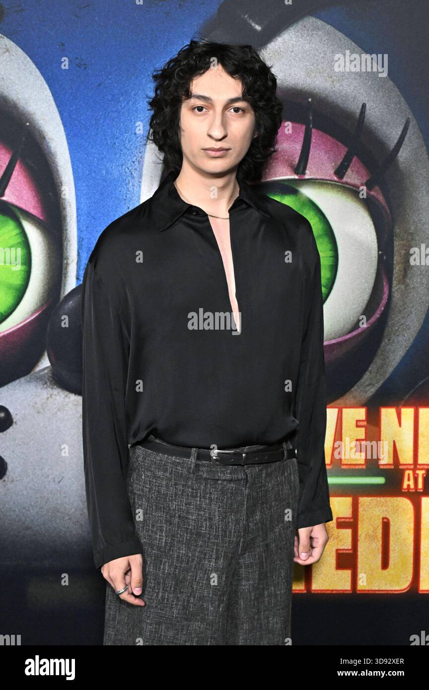 David Andrew Calvillo bei der Premiere des Kinofilms Five Nights at ...