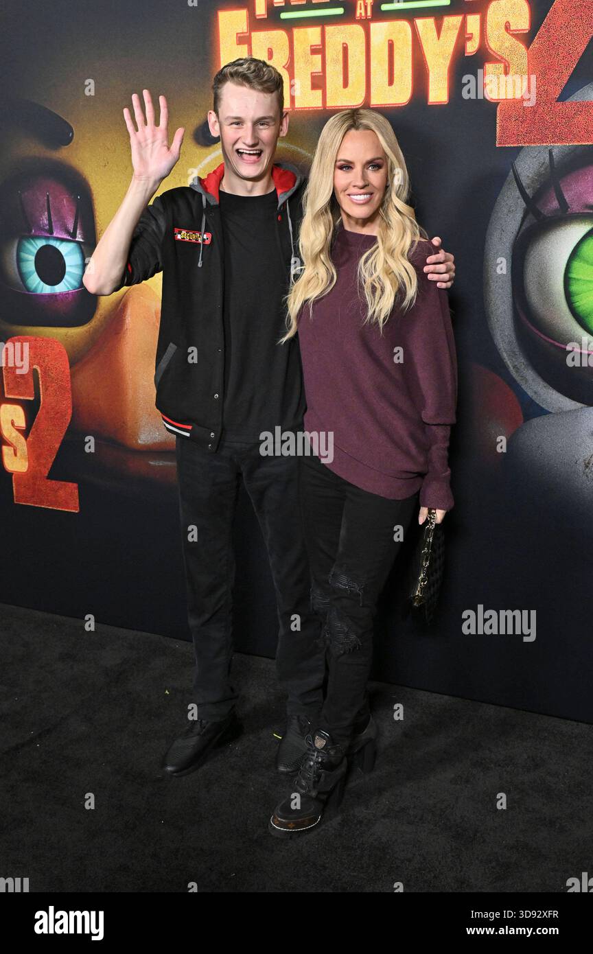 Jenny McCarthy mit Sohn Evan Joseph Asher bei der Premiere des ...