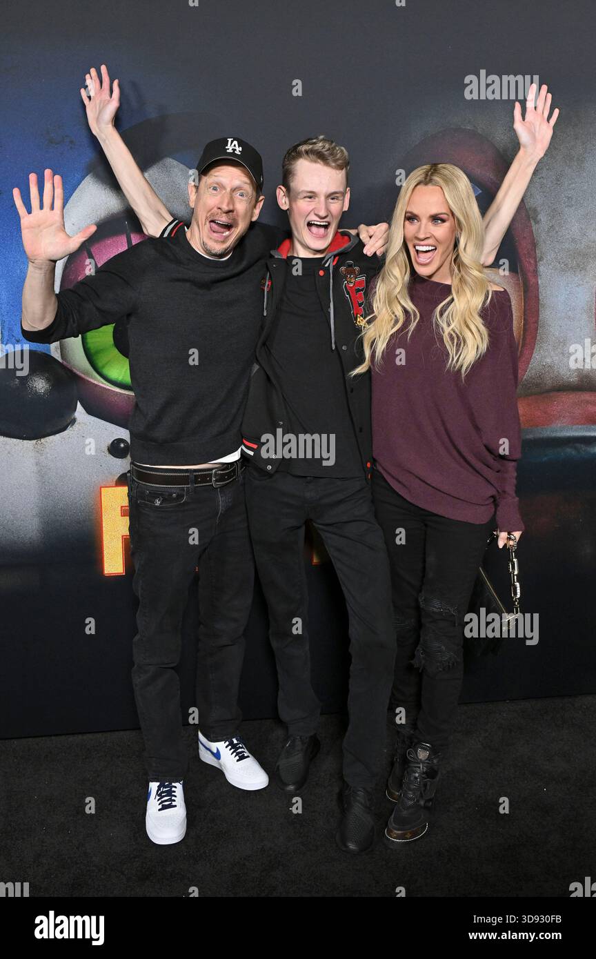 John Mallory Asher mit Ehefrau Jenny McCarthy mit Sohn Evan Joseph ...