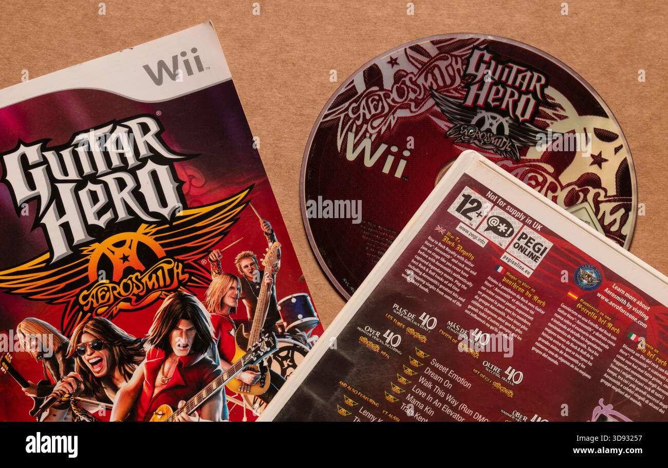 Guitar hero cover hi-res stock photography and images - Alamy