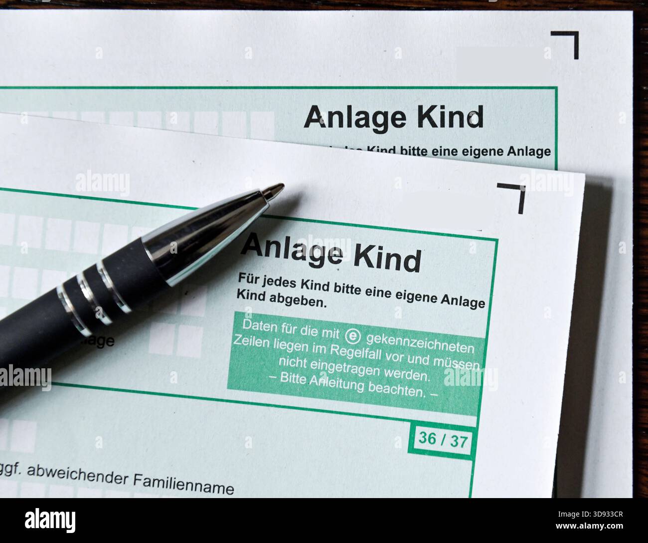 Steuerformular Anlage Kind *** Tax form child attachment Stock Photo ...
