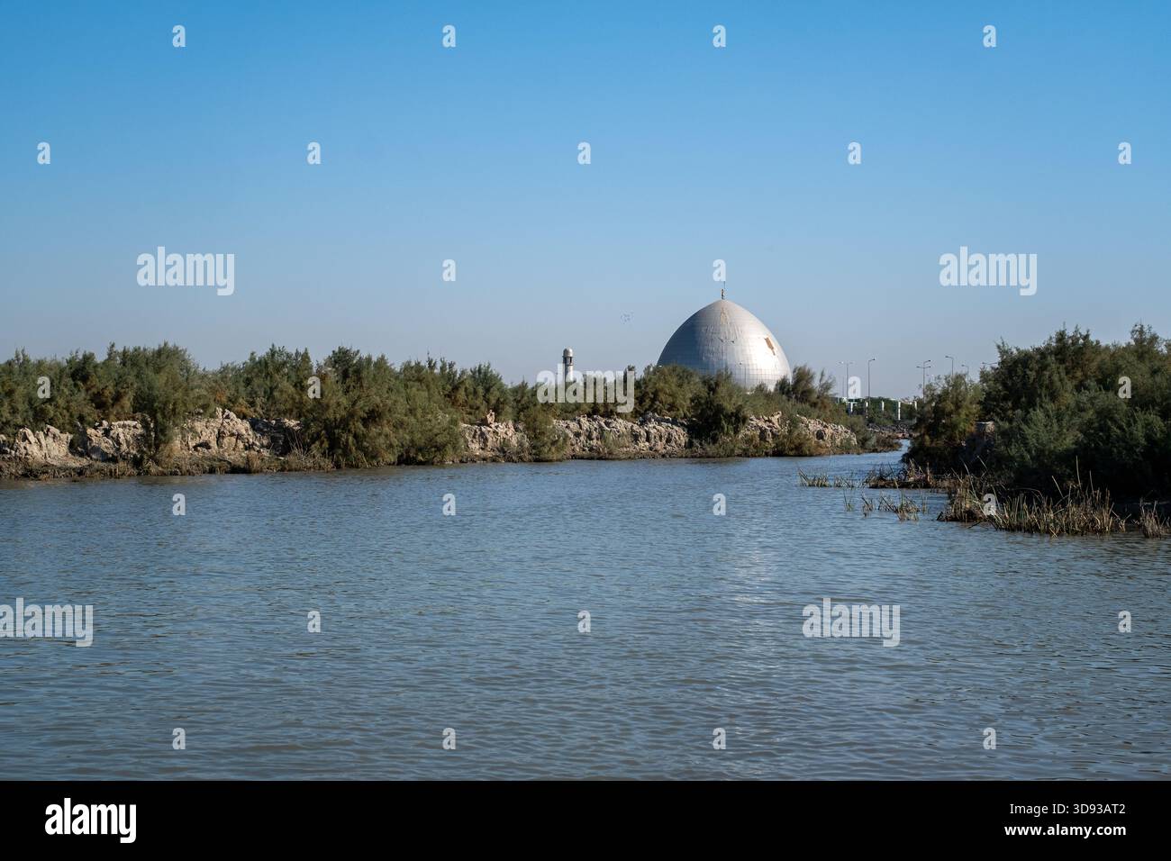 Nasiriyah, Iraq - November 20, 2025: View of the Dome of the Al-Shaheed ...