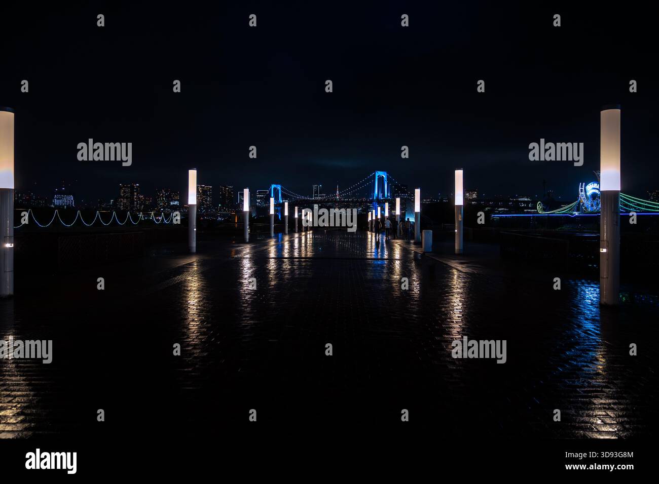Tokyo odaiba observation deck night hi-res stock photography and images ...