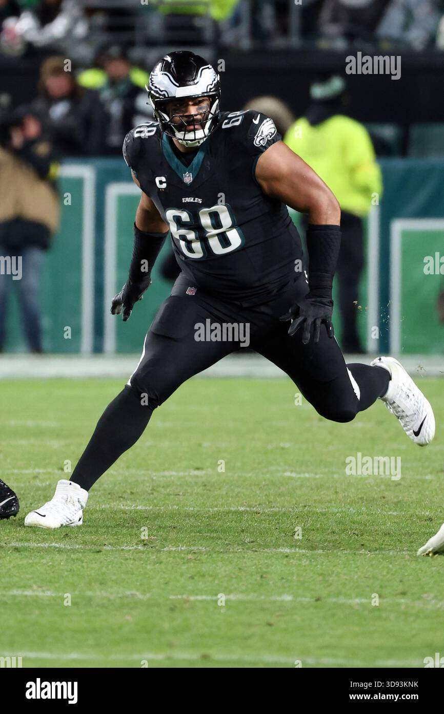 Philadelphia Eagles offensive tackle Jordan Mailata (68) blocks during ...
