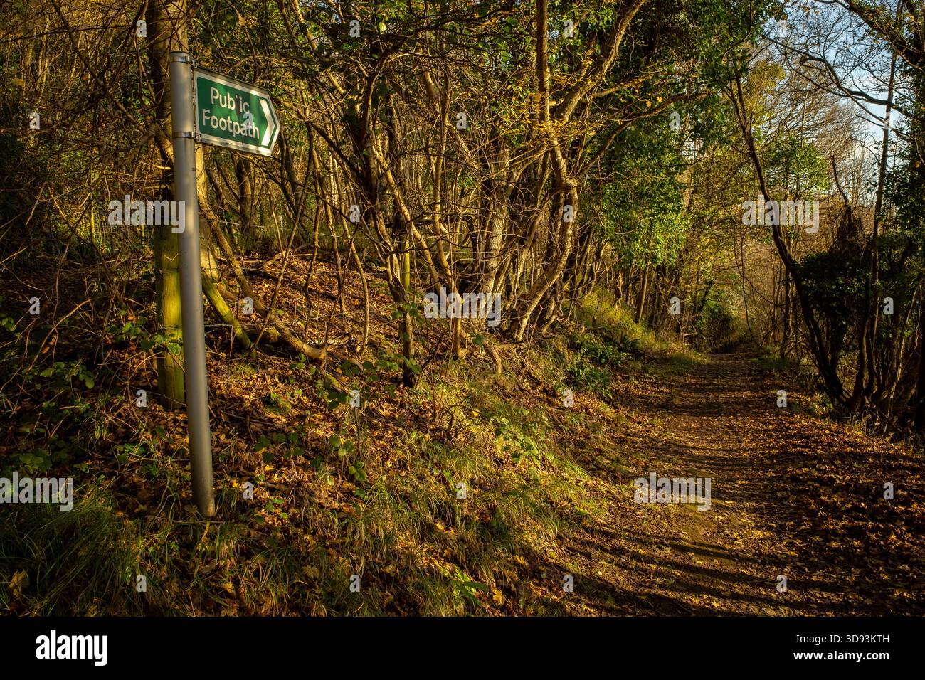 December 2025 signs in hi-res stock photography and images - Alamy