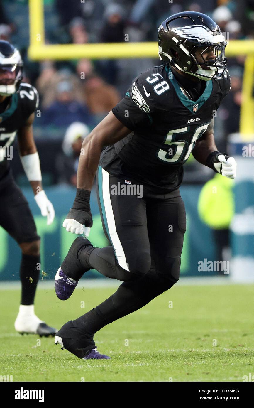 Philadelphia Eagles linebacker Jalyx Hunt (58) rushes during an NFL ...