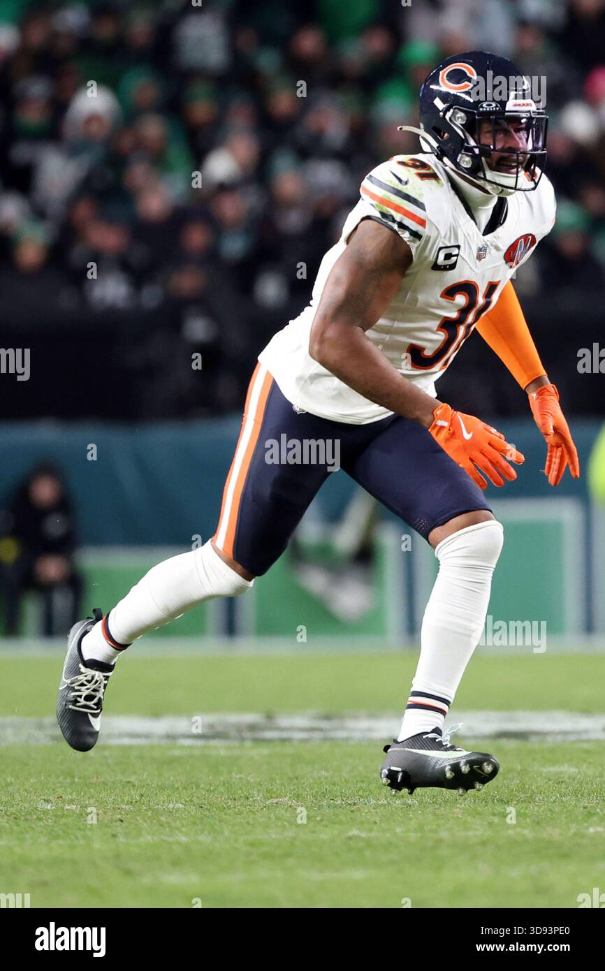 Chicago Bears safety Kevin Byard III (31) rushes during an NFL football ...