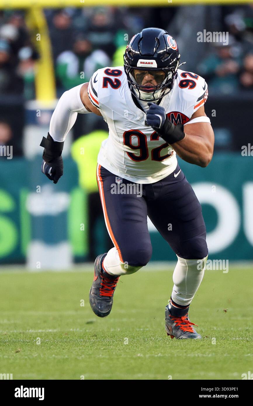 Chicago Bears defensive end Daniel Hardy (92) rushes during an NFL ...