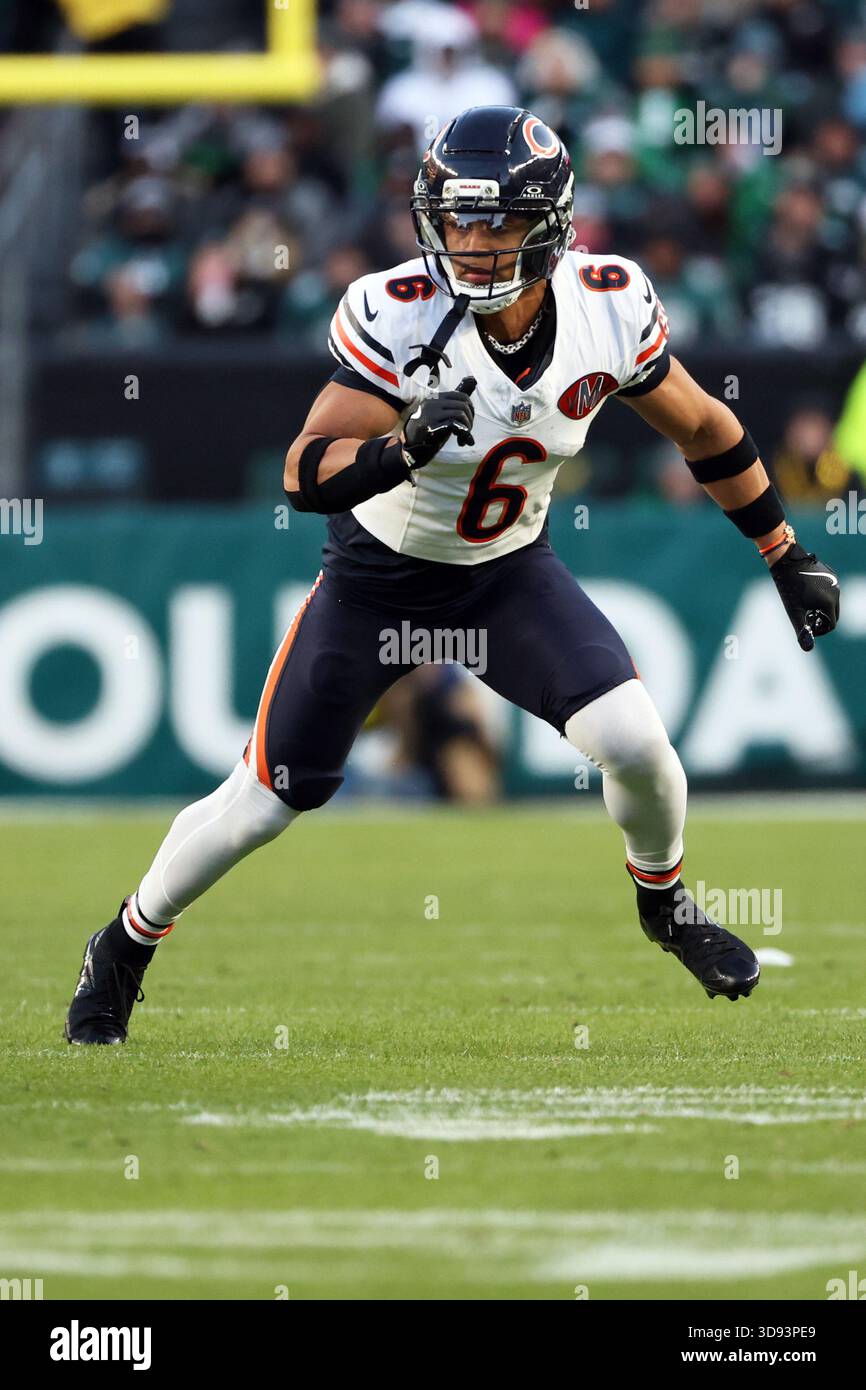 Chicago Bears cornerback Kyler Gordon (6) rushes during an NFL football ...